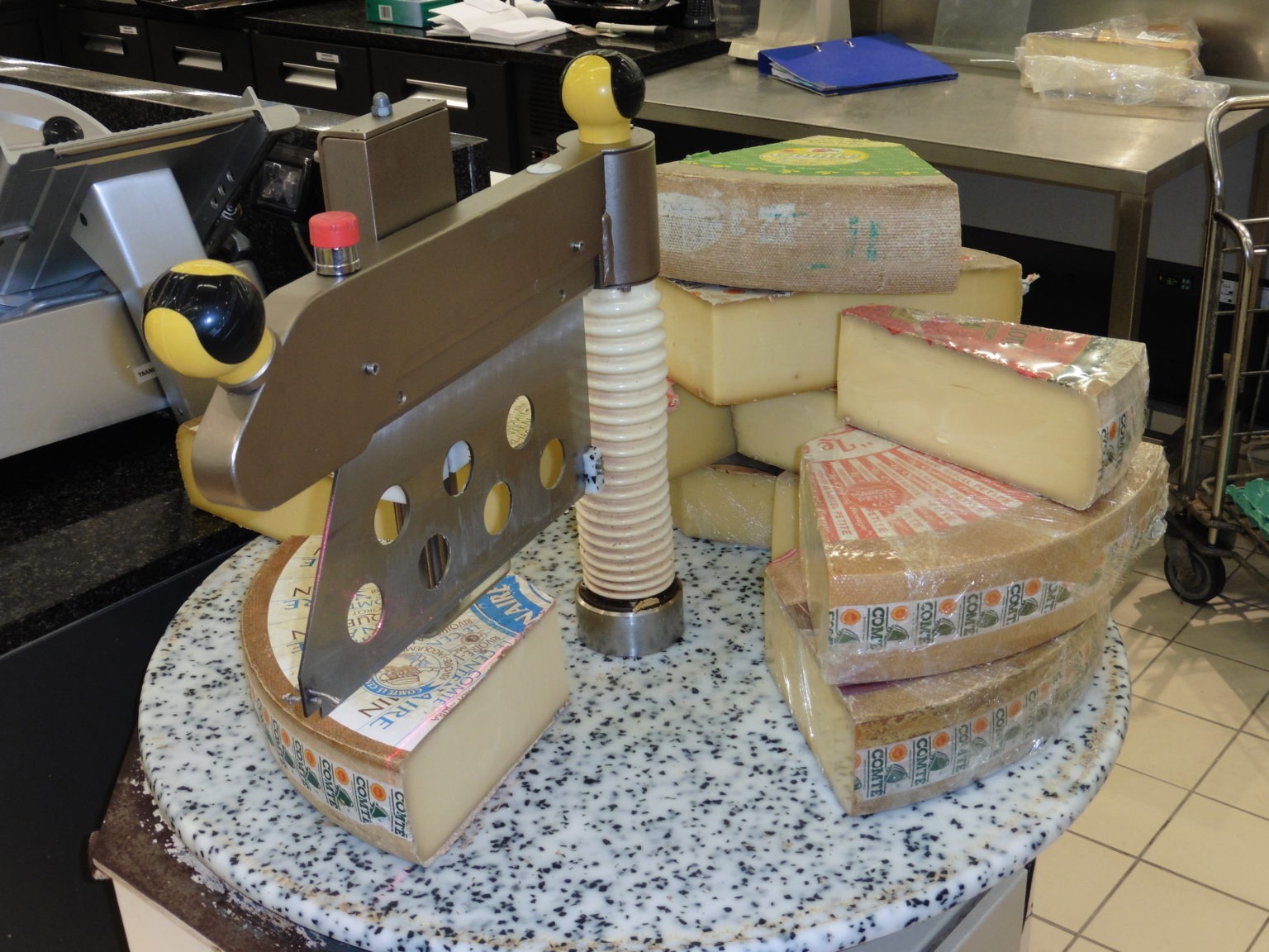 Le Fromager - plateau de fromages, fromages régionaux à Belfort